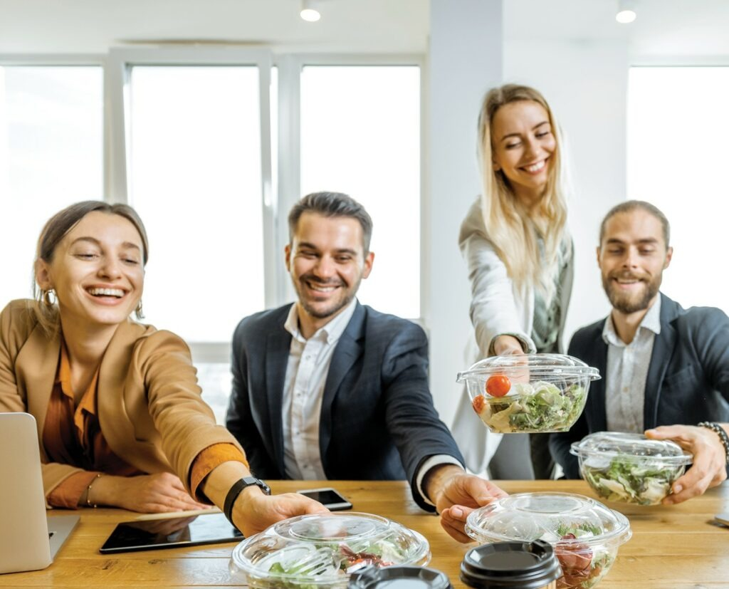 5 Ways to Save on Workplace Lunches